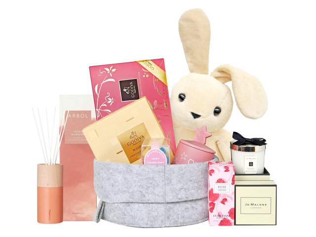GGB Easter Gifts - Easter Gourmet Food Set, Peter Rabbit, Orchids and ...